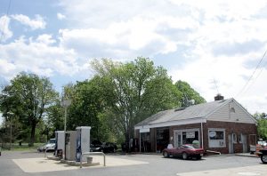 Holmdel Exxon To Add Mini-Mart - Two River Times